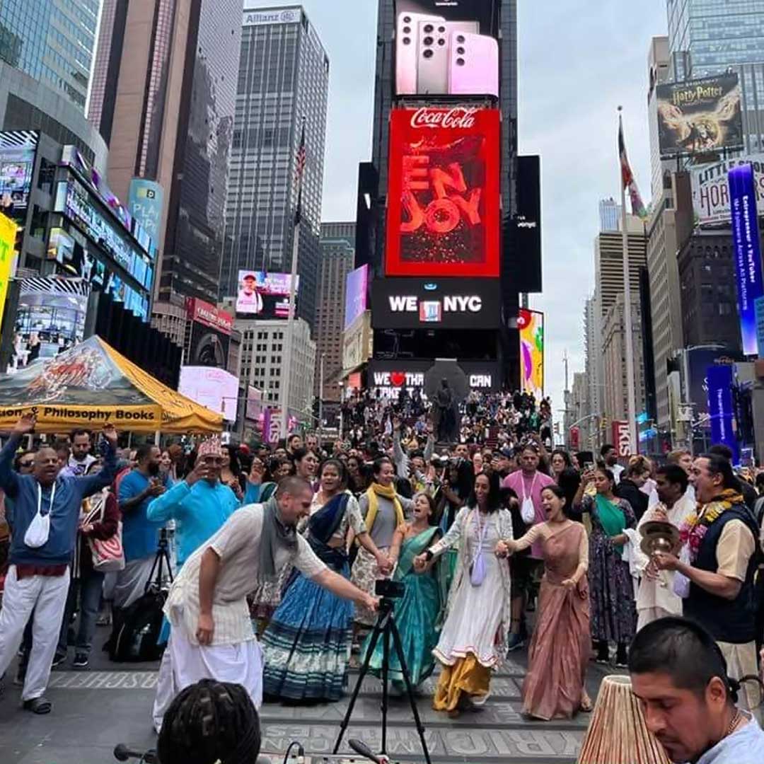 150yr celebration of Prabhupada at Times Square & Washington ...